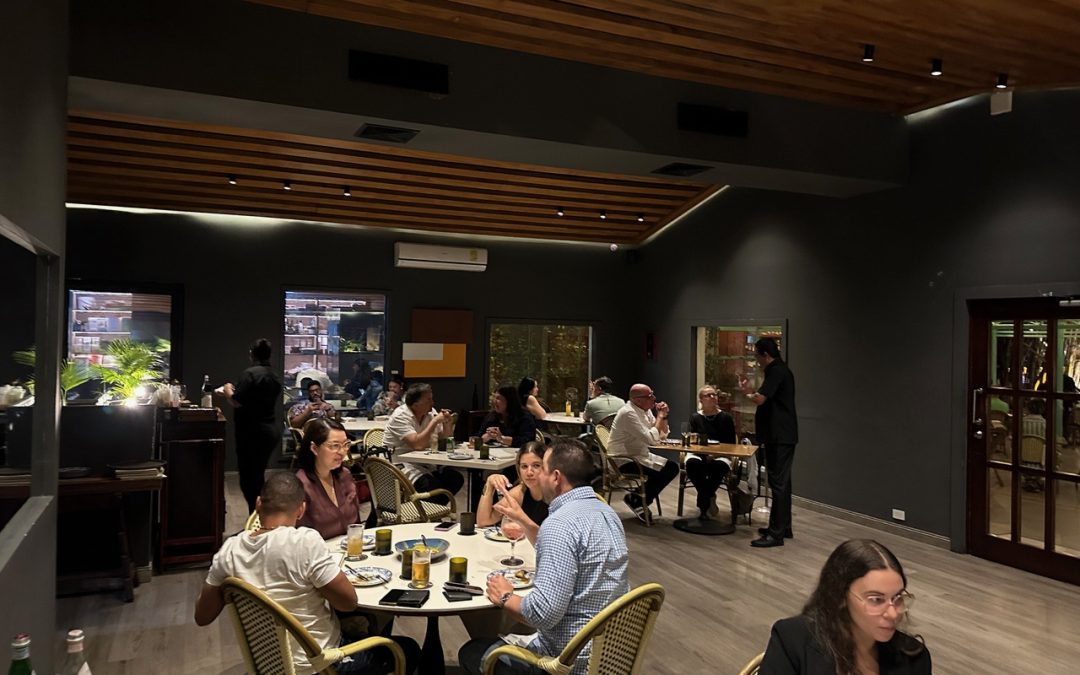 Cenando temprano | Benditoplaneta